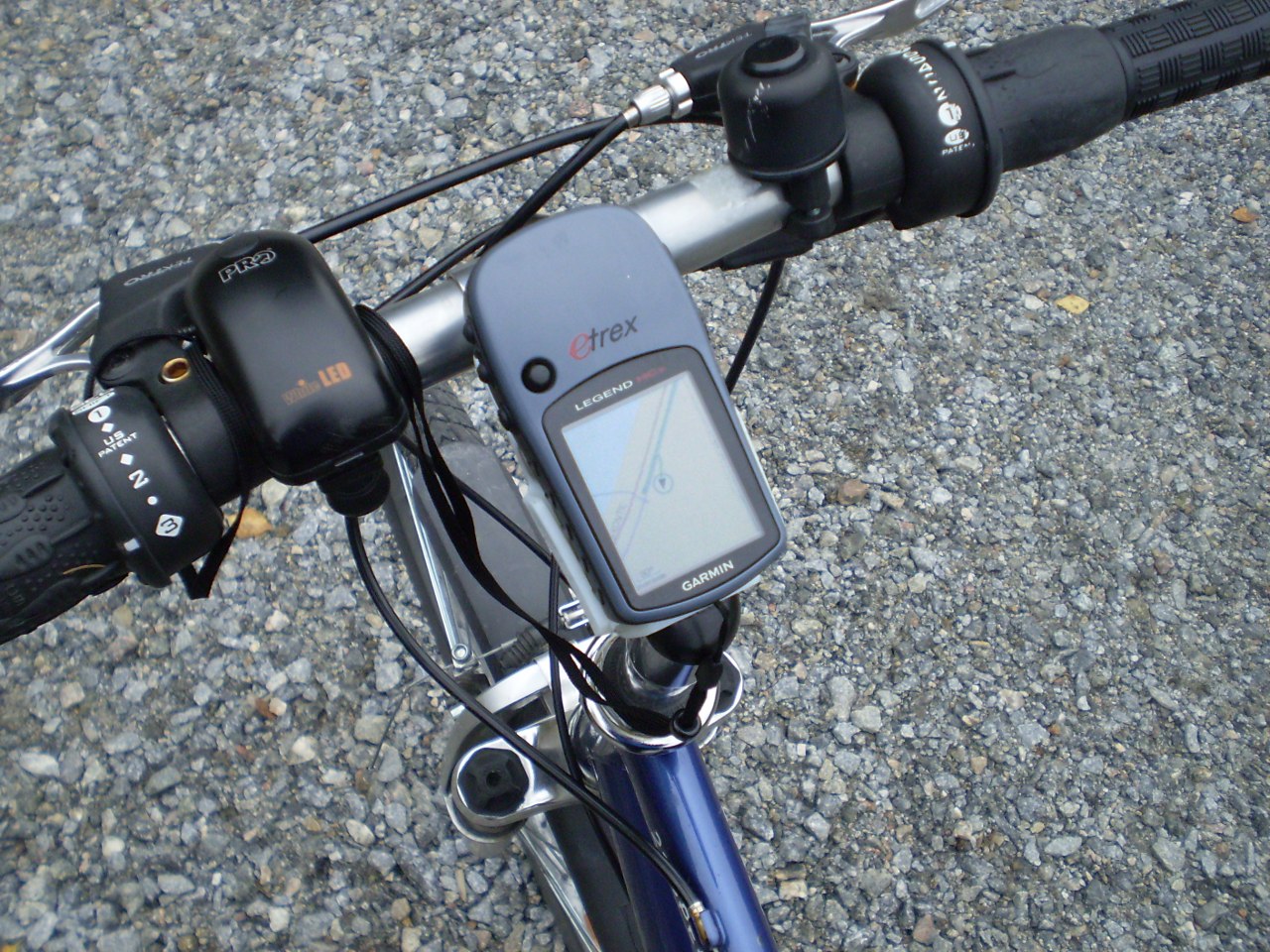 DIY Garmin GPS Bike Mount Essential Scrap